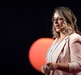 Yvonne Roman - "Hoe politievrouwen gemeenschappen veiliger… | RoSa vzw